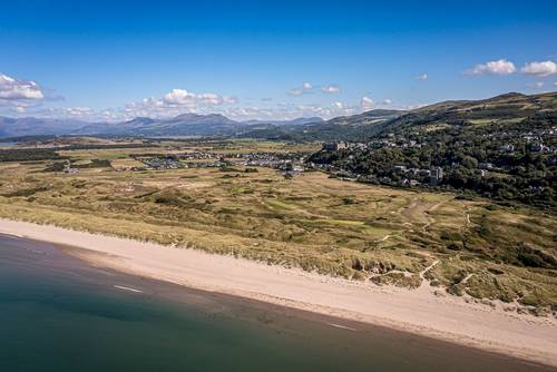 Best of the Meirionnydd Coast Path - HF Holidays